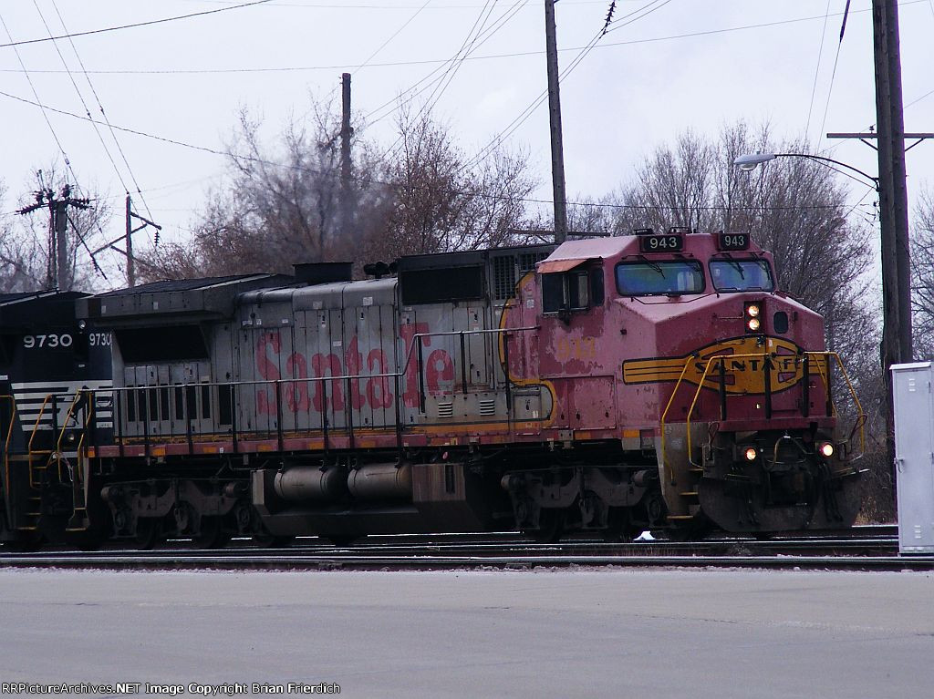 BNSF 943